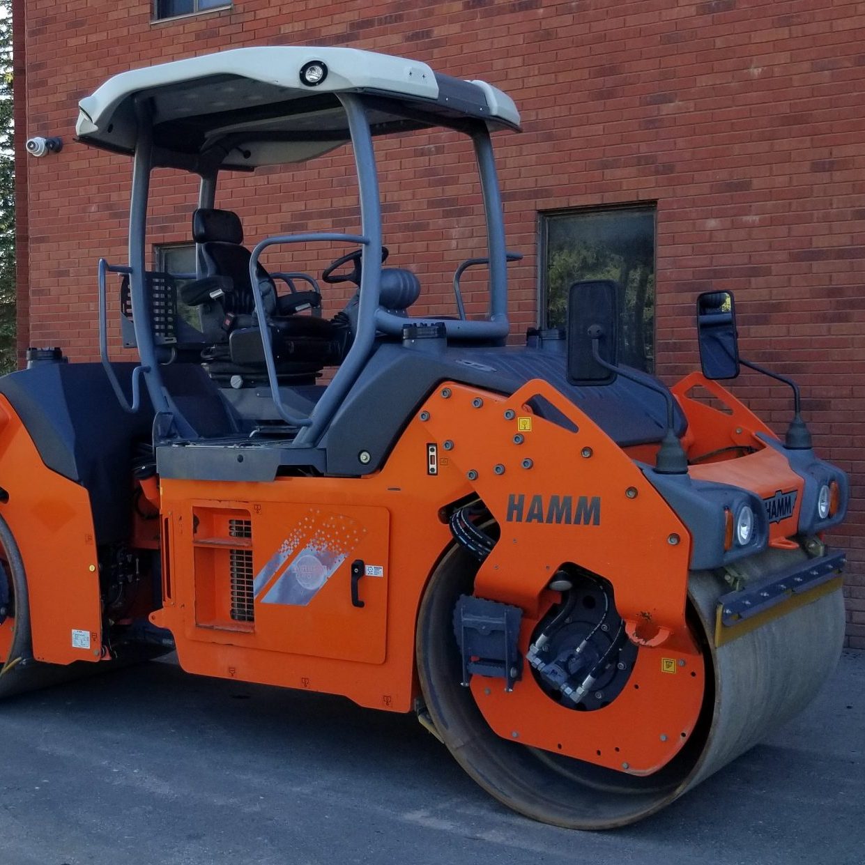 Used Equipment Sales – JBEC | Asphalt Paver Spreader Paving Equipment ...